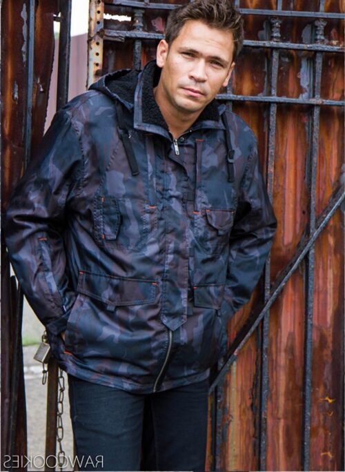 JAVIER - THE WOLF OF WALL STREET. | RentaGent.me